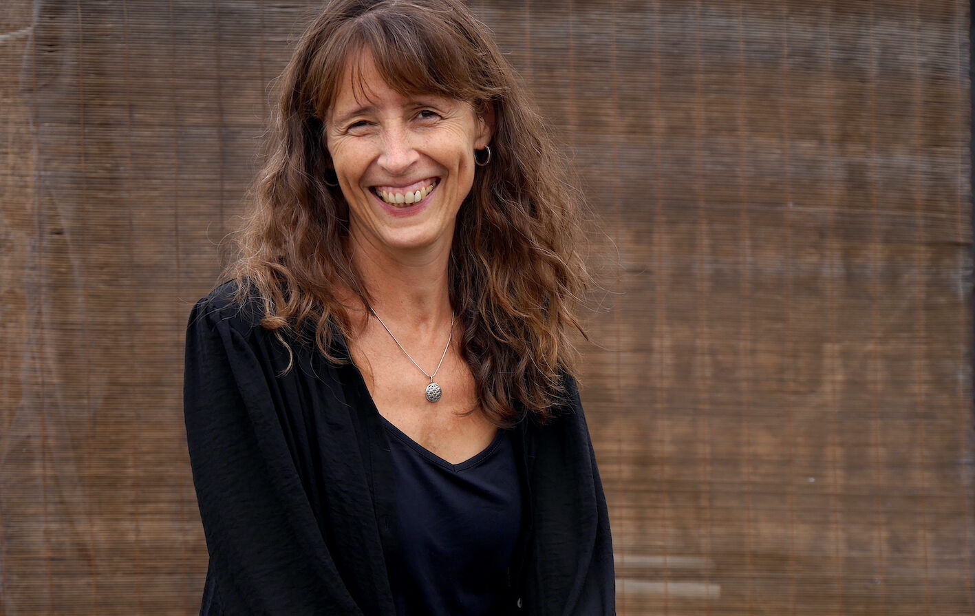 Schauspielerin, Sängerin und Sprecherin - Rahel Comtesse